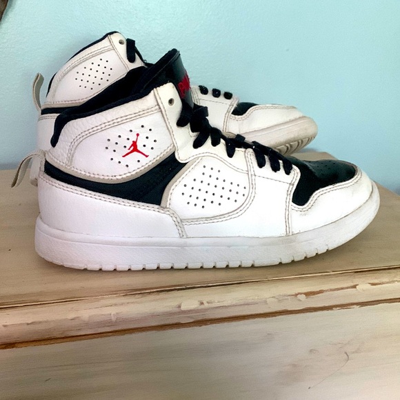 Nike | Shoes | Nike Jump Man Jordans | Poshmark
